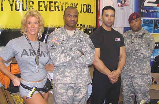 2006 Arnold Classic Weekend Expo: Frank Roberson / Kevin Levrone ...